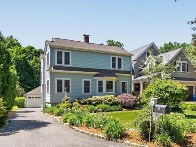 Middle St, Lexington, Home For Sale