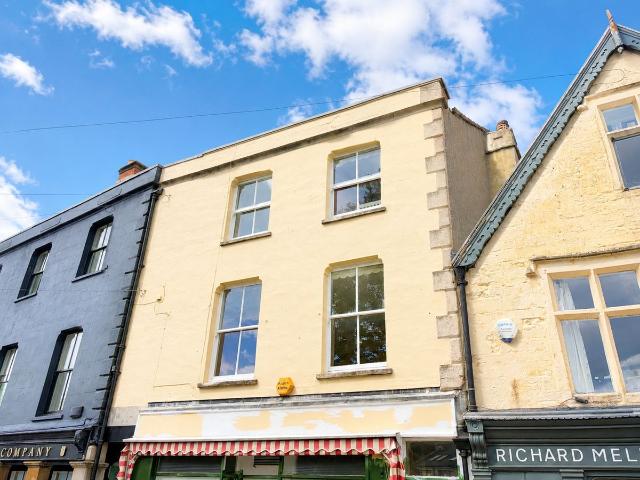 Middle Street, Stroud, Gloucestershire GL5, 3 bed maisonette to rent, £1,200 pcm | PrimeLocation