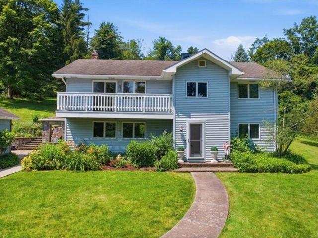 Middle Pownal Rd, Bennington, Home For Sale