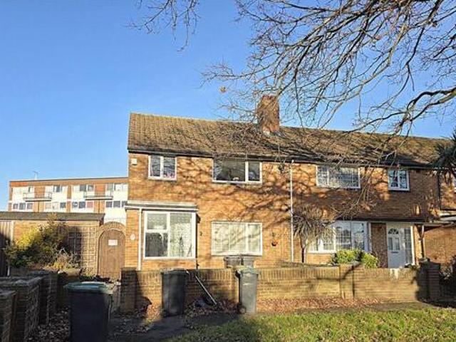 Middle Park Way, Havant, 3 Bedroom End
