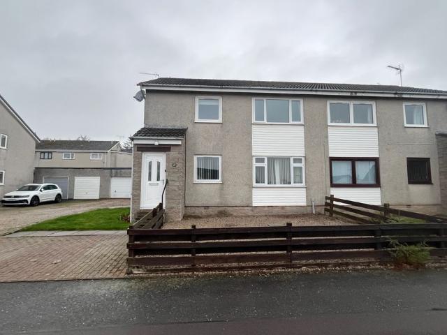 Middle Park, Inverurie AB51, 2 bed flat to rent, £750 pcm | PrimeLocation