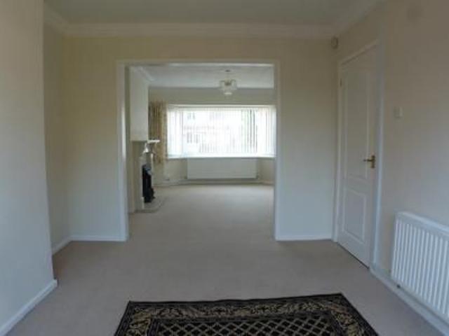 Middle Road, Gendros, Swansea, SA5