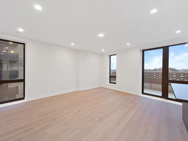 Middle Road, London W7, 2 bed flat to rent, £2,700 pcm | PrimeLocation