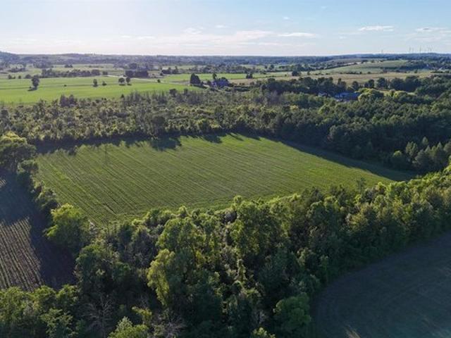 Middle Rd, Campbellsport, WI 53010