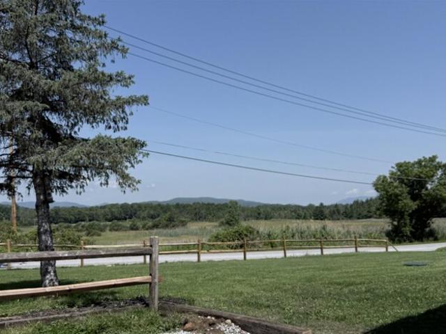 Middle Rd, Clarendon, Property For Sale