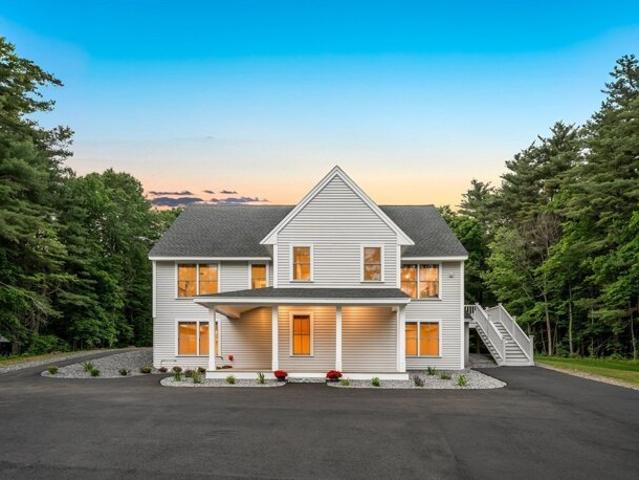 Middle Rd, Brentwood, Home For Sale