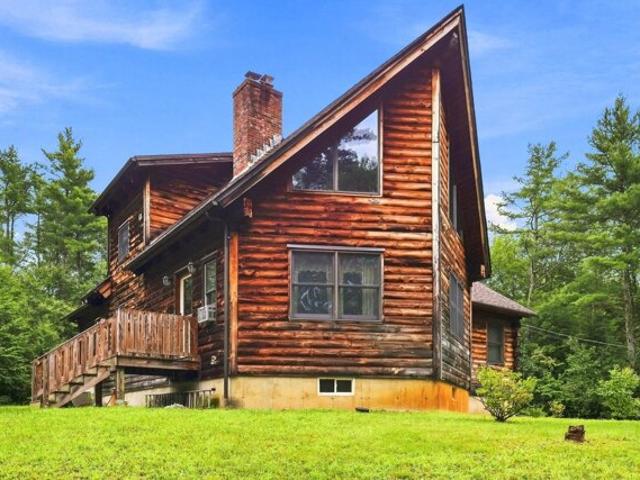 Middle Rd, Deerfield, Home For Sale