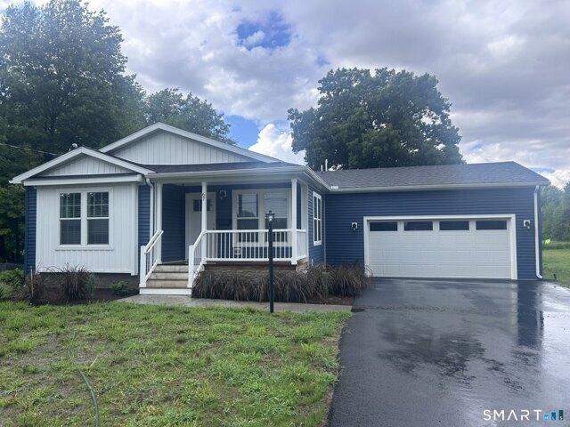 Middle Rd, Enfield, Home For Sale
