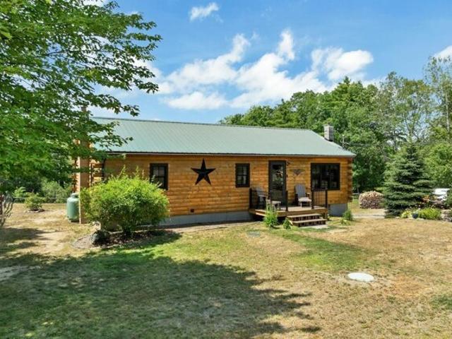 Middle Rd, Tuftonboro, Home For Sale