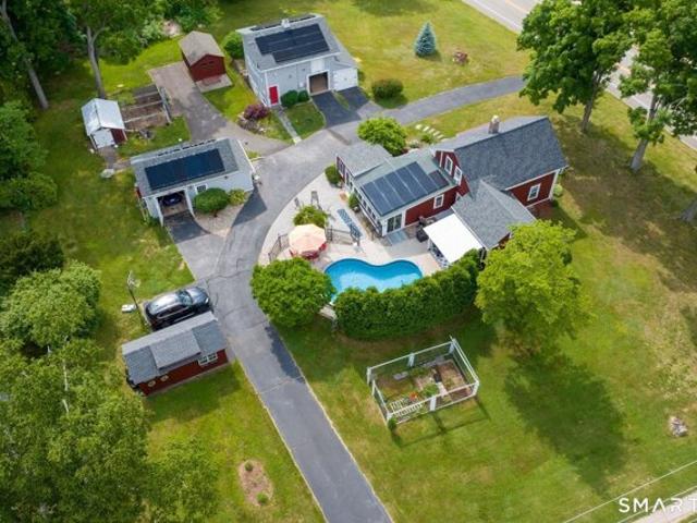 Middle Tpke E, Manchester, Home For Sale