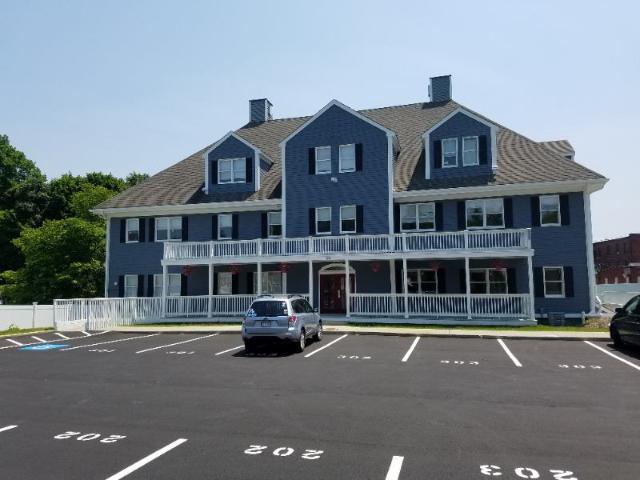 Middleboro 1BR Clean Quiet Beautiful Bldg