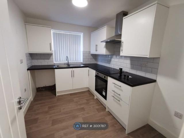 Middlecliff Lane, Barnsley S72, 1 bed flat to rent, £550 pcm | PrimeLocation
