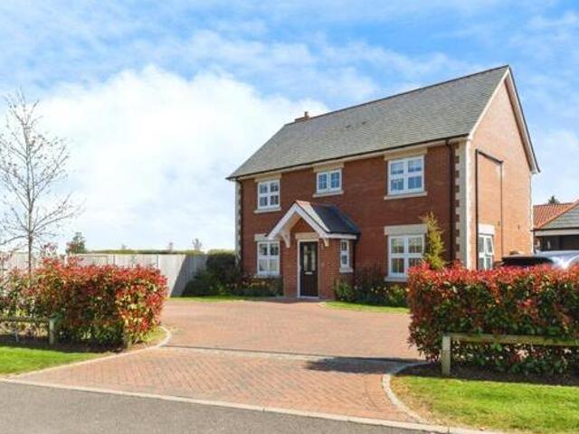 Middlefield Lane, Henlow, 4 Bedroom Detached
