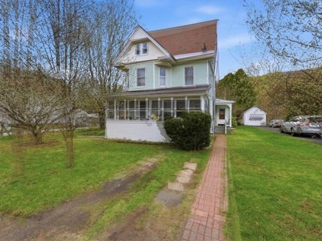 Middlefield Rd, Chester, Home For Sale