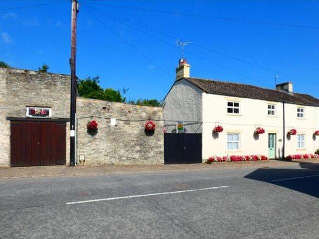 Middleham, West End, Leyburn, 3 Bedroom Semi detached