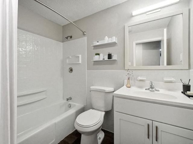 Middlesex Crossing 1 Bedroom Apartment for Rent at 158 Concord Rd, Billerica, MA 01821