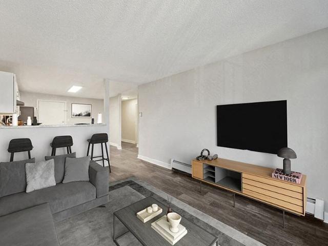 Middlesex Crossing 2 Bedroom Apartment for Rent at 158 Concord Rd, Billerica, MA 01821
