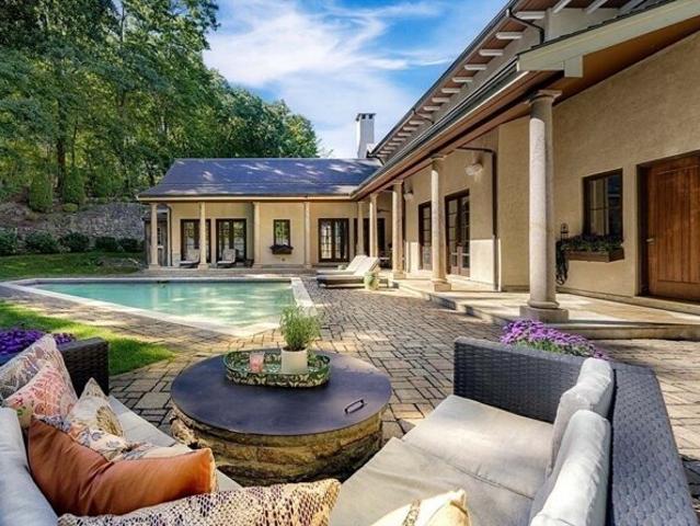 Middlesex St, Winchester, Home For Sale