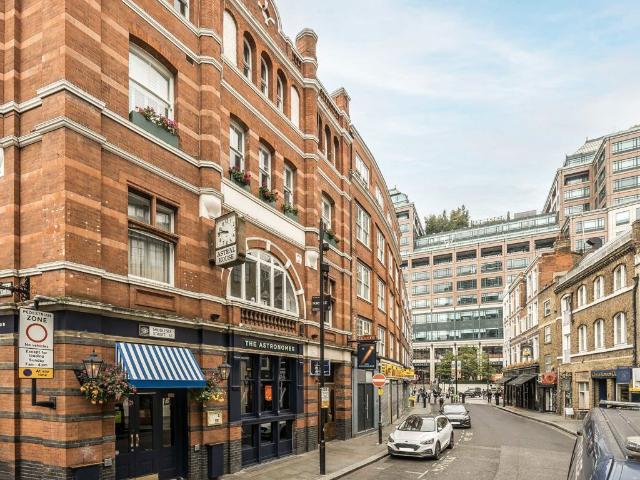 Middlesex Street, Liverpool Street E1, 1 bed flat to rent, £2,400 pcm | PrimeLocation