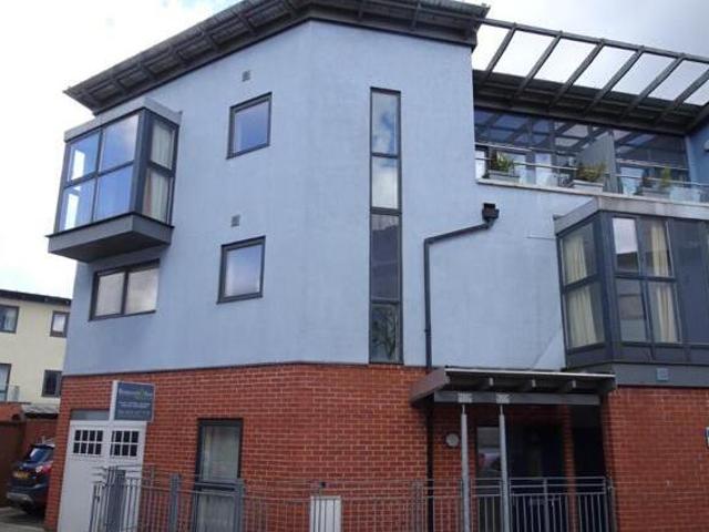 Midford Grove, Birmingham, 4 Bedroom Town