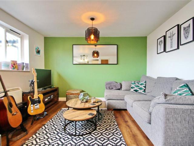 Midland Mews, 24 Waterloo Road, Old. 2 bed apartment to rent £1,450 pcm £335 pw