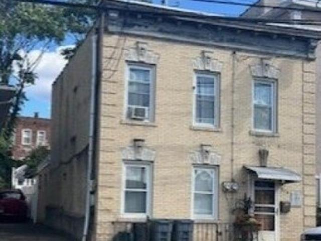 Midland Ave, Garfield, Home For Sale