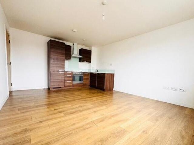 Midland Road, Luton, 2 Bedroom Flat