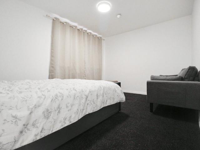 Midland Road, Luton LU2, 1 bed flat to rent, £800 pcm | PrimeLocation