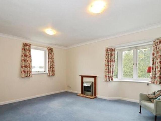 Midland Way, Thornbury, 2 Bedroom Retirement