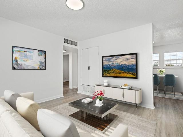 Midpoint on Wilshire 3 Bedroom Apartment for Rent at 701 E Wilshire Blvd, Oklahoma City, OK 73105 Musgrave
