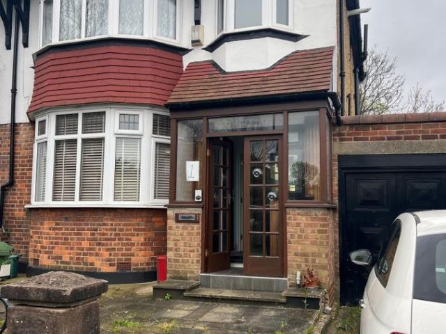 Midstrath Road, London NW10, 1 bed flat to rent, £1,900 pcm | PrimeLocation