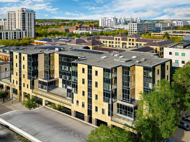 Midsummer Boulevard, Tempus House, MK9 1 bed flat to rent £1,175 pcm £271 pw
