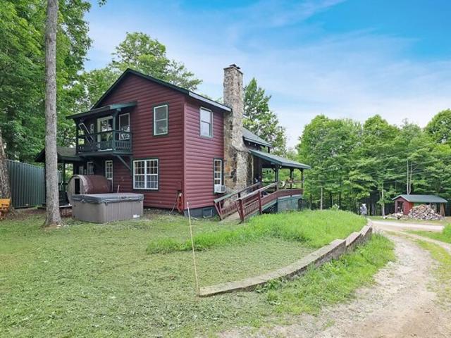 Mieddero Ln, Rumford, Home For Sale