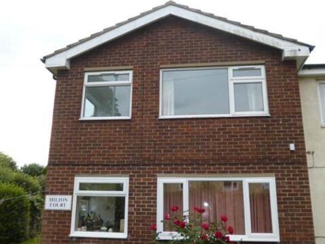 Milton Court, Milton, 2 Bedroom House