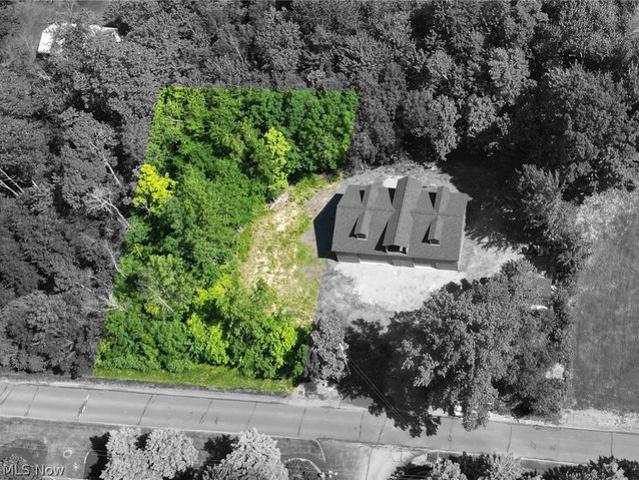 Milton Ave, Lake Milton, OH 44429