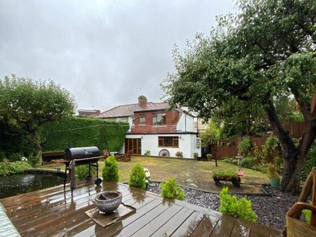 Milton Avenue, Hornchurch, 5 Bedroom Semi detached