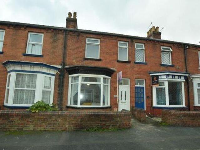 Milton Avenue, Scarborough, 2 Bedroom Terraced