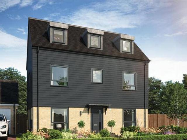 Milton Keynes, Buckinghamshire, 4 Bedroom Detached