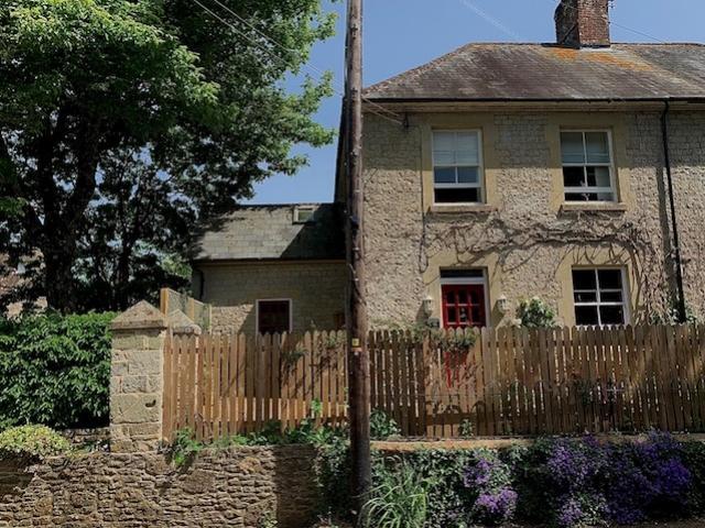 Milton on Stour, Gillingham, Dorset, SP8 4 bed semi detached house to rent £1,550 pcm £358 pw