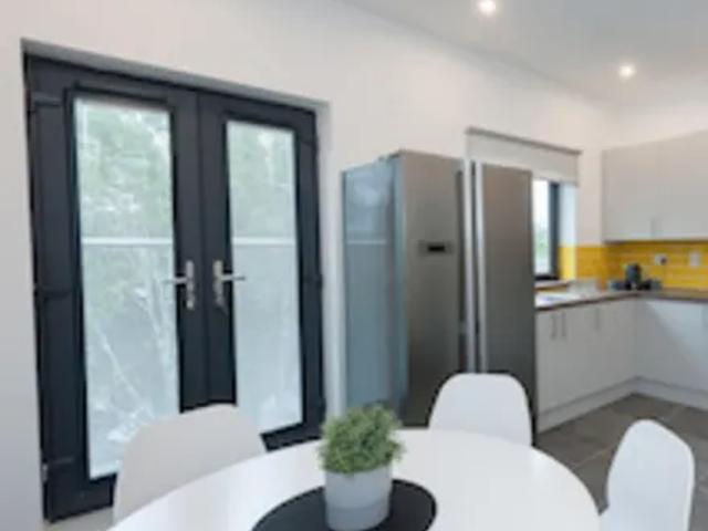 Milton Place, Salford, M6 5RL, United Kingdom | 5 bed apartment for rent #85970767 | Rentberry