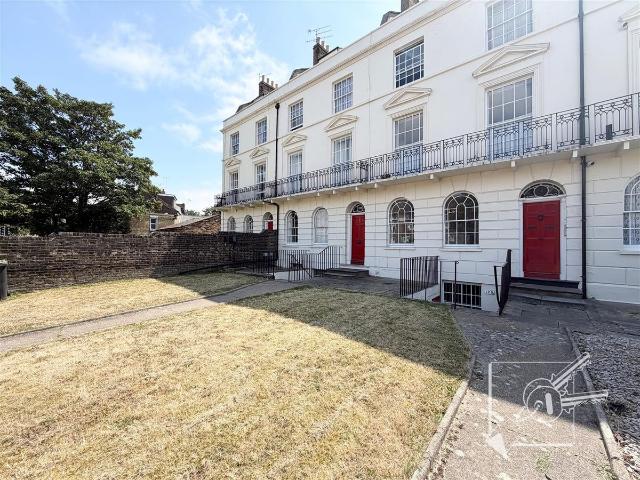 Milton Road, Gravesend DA12, 1 bed flat to rent, £900 pcm | PrimeLocation