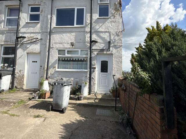 Milton Road, Hoyland, Barnsley S74, 2 bed end terrace house to rent, £795 pcm | PrimeLocation