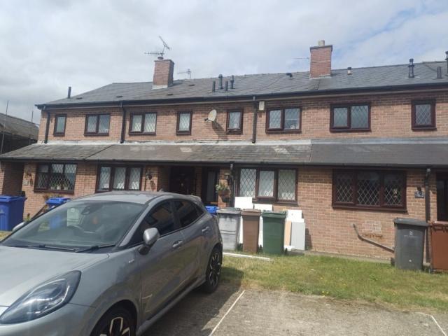 Milton Road, Hoyland, 2 bedroom, Terraced