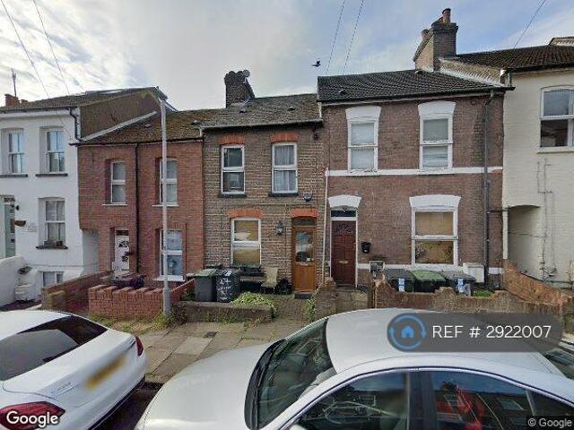 Milton Road, Luton, LU1 4 bed terraced house to rent £1,900 pcm £438 pw