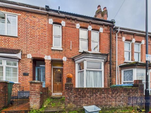 Milton Road, Southampton 4 bed house to rent £1,900 pcm £438 pw