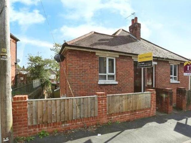 Milton Road, Southampton, 3 Bedroom Detached
