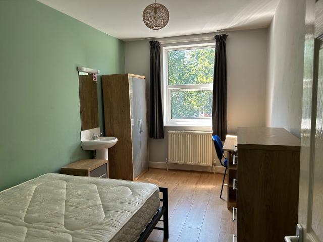 Milton Road, Southampton SO15, Room to rent, £650 pcm | PrimeLocation