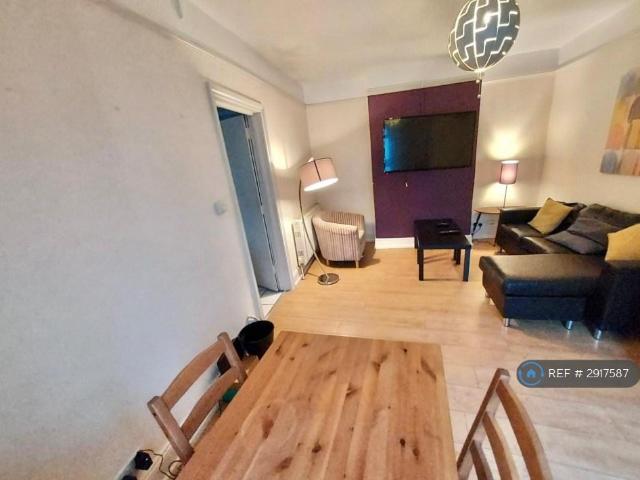 Milton Road, Southampton, SO15 3 bed flat to rent £2,200 pcm £508 pw