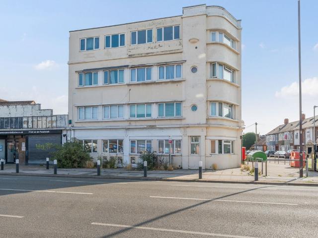 Milton Road, Southsea, Hampshire PO4, 3 bed flat to rent, £1,249 pcm | PrimeLocation