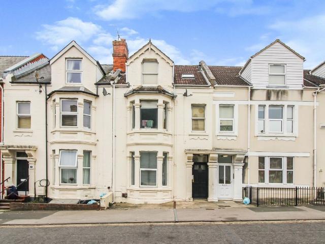 Milton Road, Swindon SN1, 1 bed flat to rent, £850 pcm | PrimeLocation